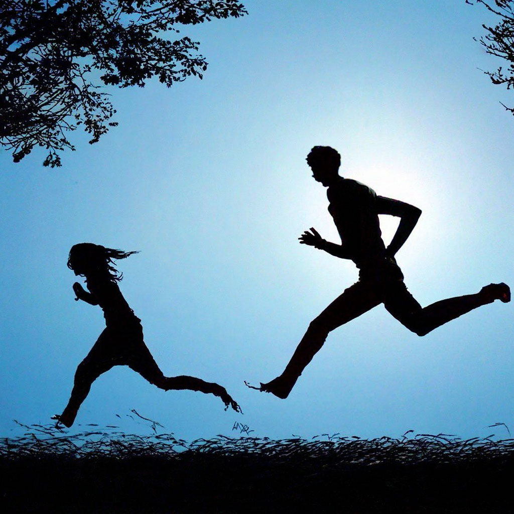 Girl Running Away From Guy Man Running Away PNG Transparent Images